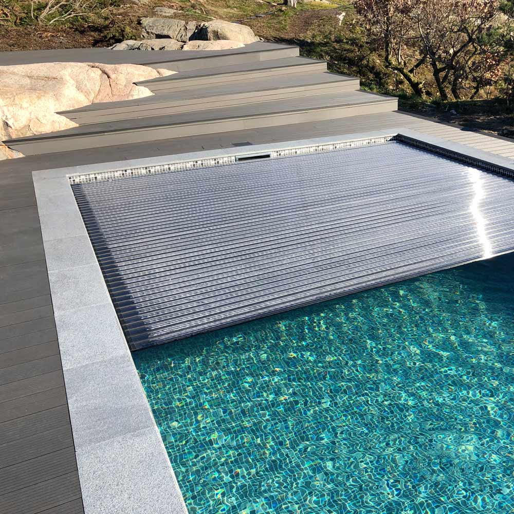 Automatiskt poolöverdrag med lamelltäckning |Poolgiganten®.